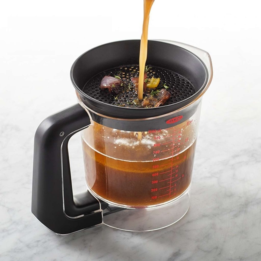 How to use a gravy separator for a perfect Christmas roast - Christmas ...